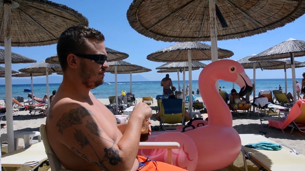 ΠΡΕΠΕΙ ΝΑ ΠΑΡΩ FLAMINGO !!! (ΣΑΡΤΗ, ΧΑΛΚΙΔΙΚΗ TOUR #1) - YouTube