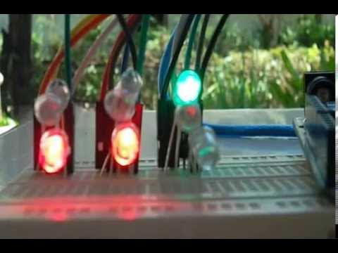 Membuat lampu lalu lintas mudah menggunakan Arduino - YouTube
