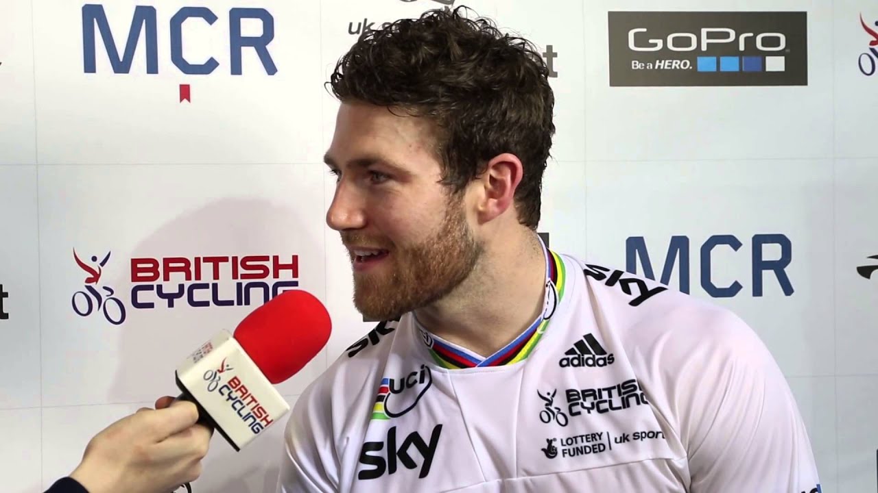 Liam Phillips wins UCI BMX Supercross in Manchester - YouTube