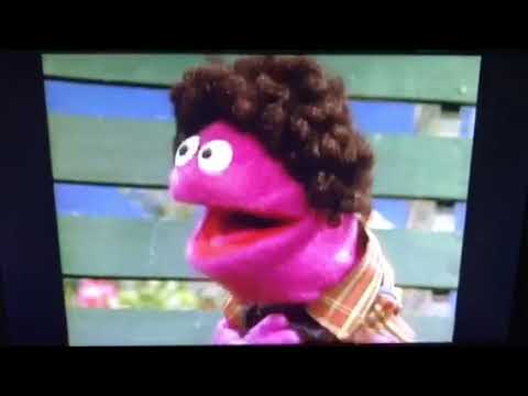 Sesame Street - Amigo - YouTube