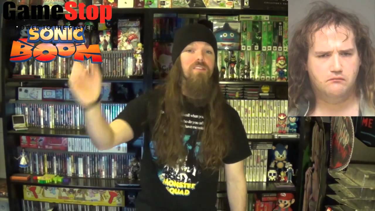 Chris Chan Maces Gamestop Employee and Defaces Sonic Boom Display - YouTube