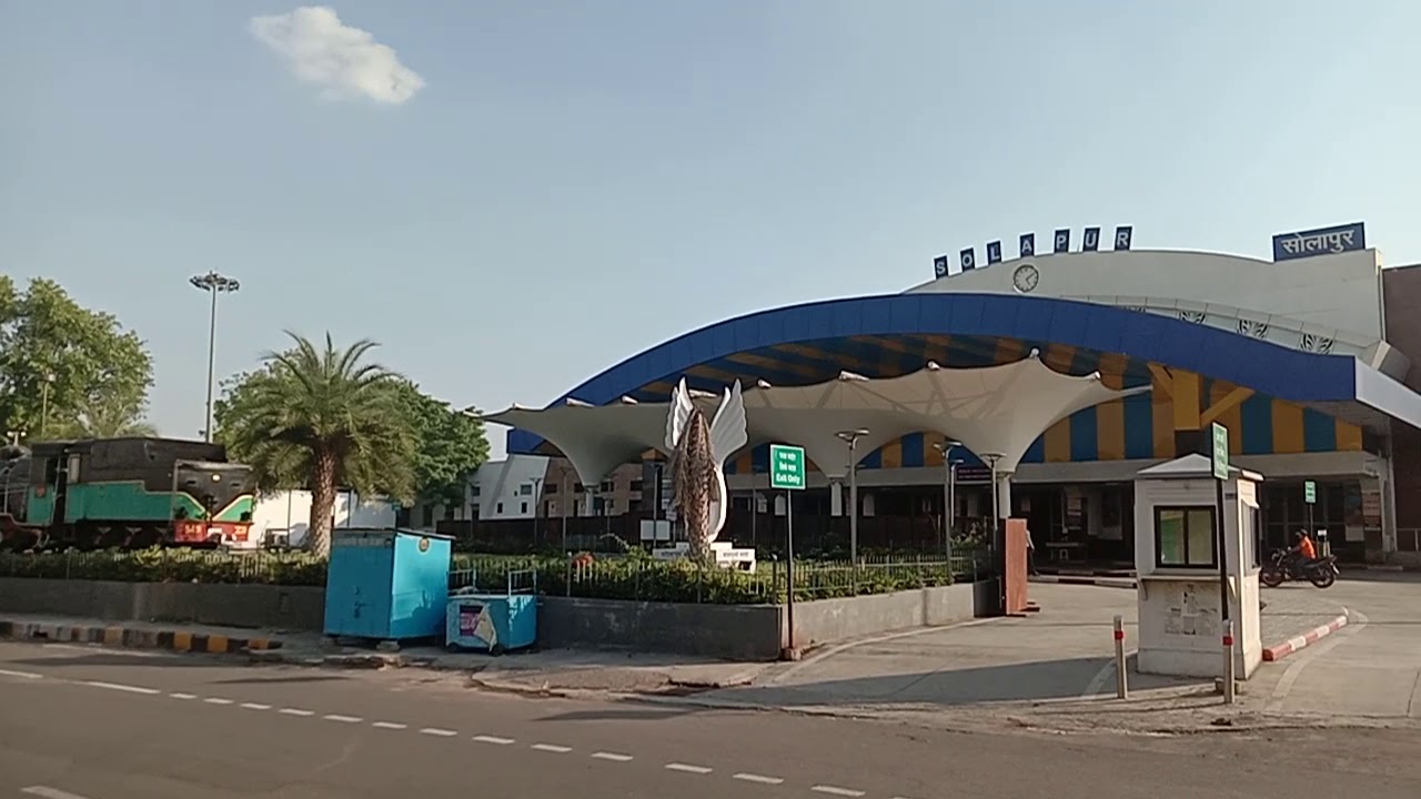 Solapur railway station - YouTube