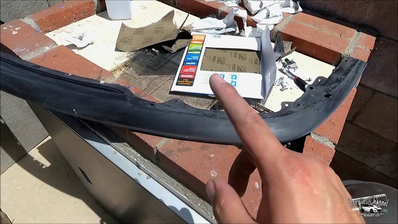 PAINTING MY FRONT LIP - YouTube