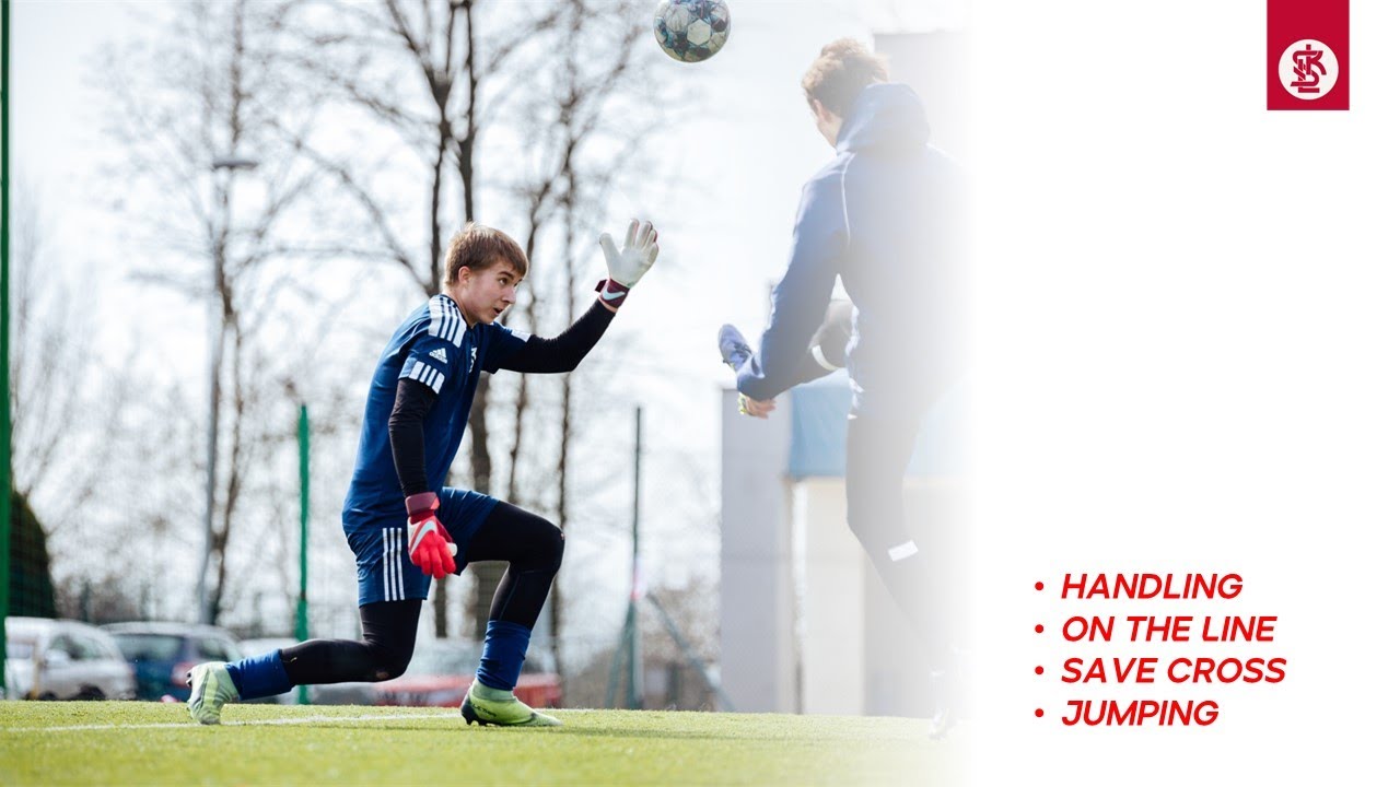 GOALKEEPER TRAINING CROSSING SHOT STOPPING JUMPING ACADEMY ŁKS ŁÓDŹ ...