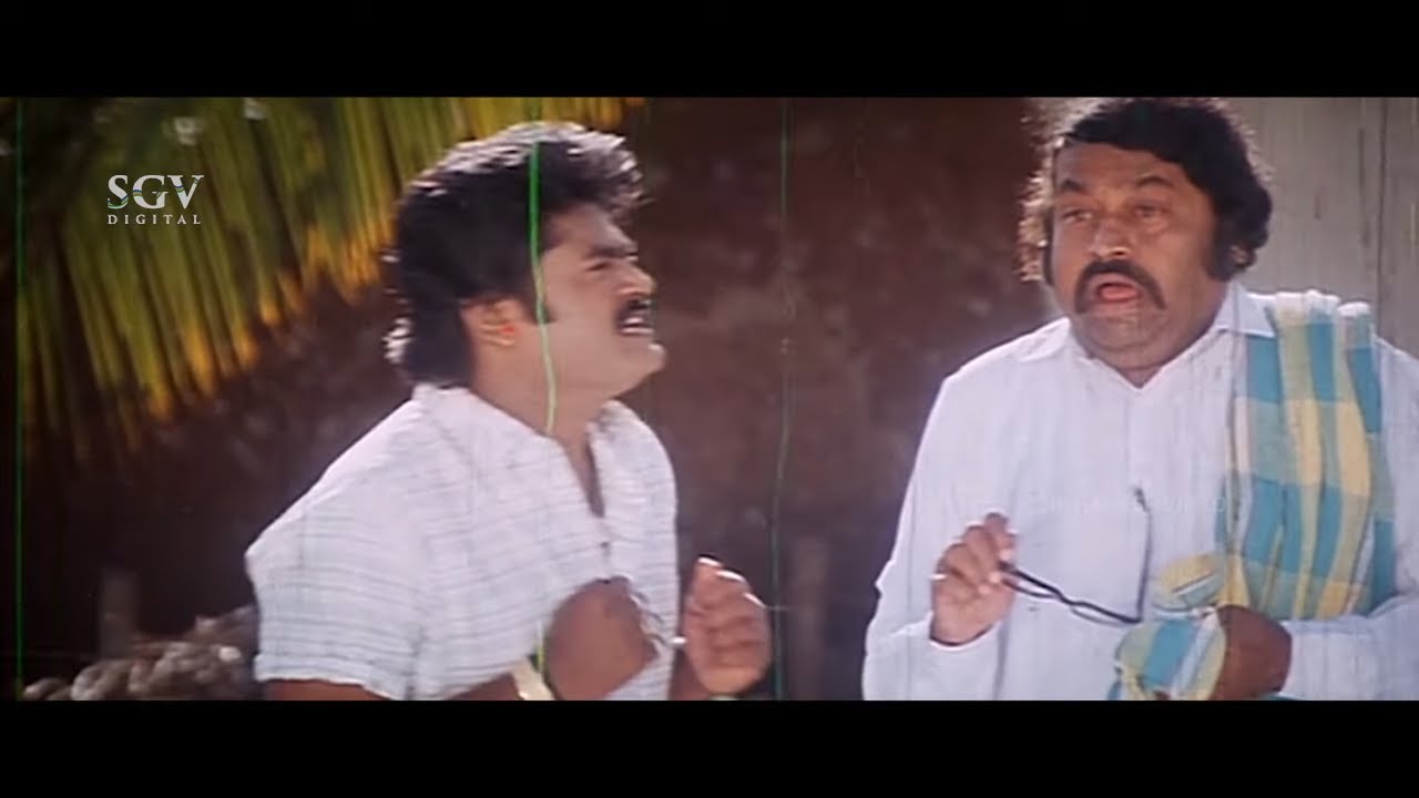 Jaggesh Watching Couple Romancing Comedy Lokesh Ragini Bevu Bella jaggesh-watching-couple-romancing-comedy-lokesh-ragini-bevu-bella