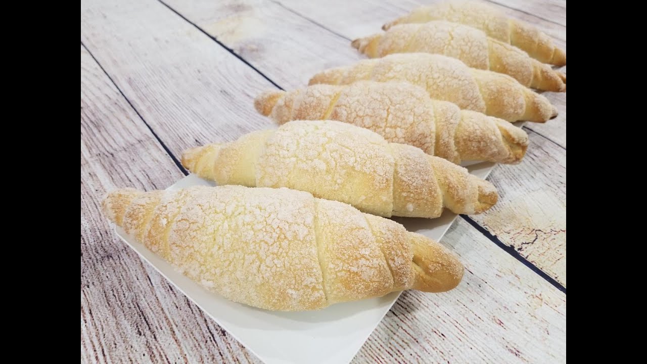 බේකරියේ විදියටම කිඹුලා බනිස් - Bakery style Kibula banis / Vienna rolls ...