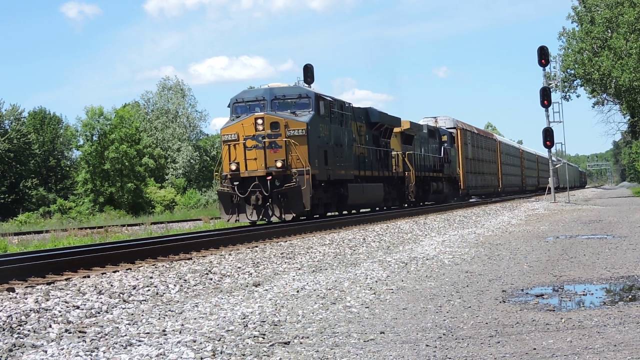 Slow CSX Q262 Train Going Off Of West Shore Meet With CSX UPS Train ...