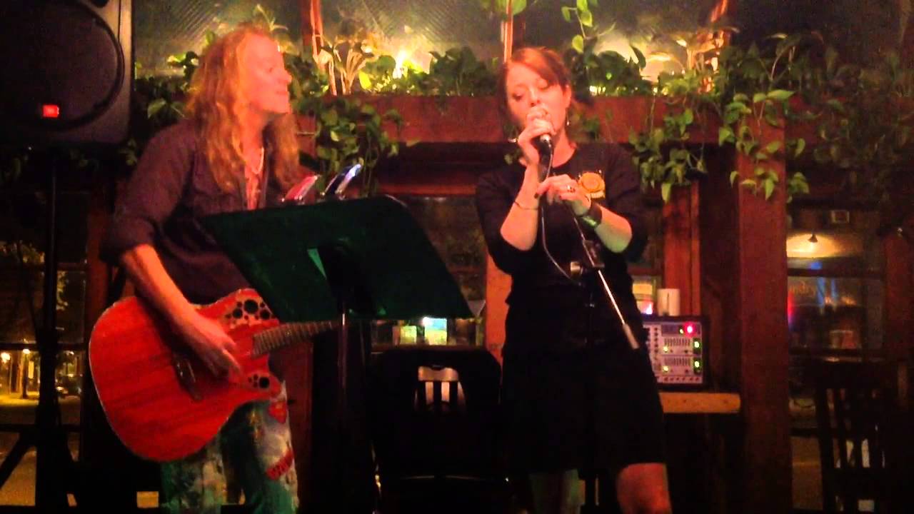 Katie Shaw and Livio Singer Rockin' FitzWillys!! - YouTube