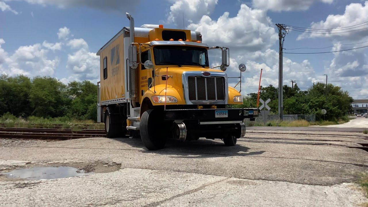 Sperry Hi Rail Truck at 78th Street in Tampa, FL - YouTube
