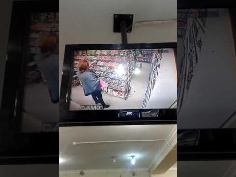 Gencede Ekber marketin ogrulari.