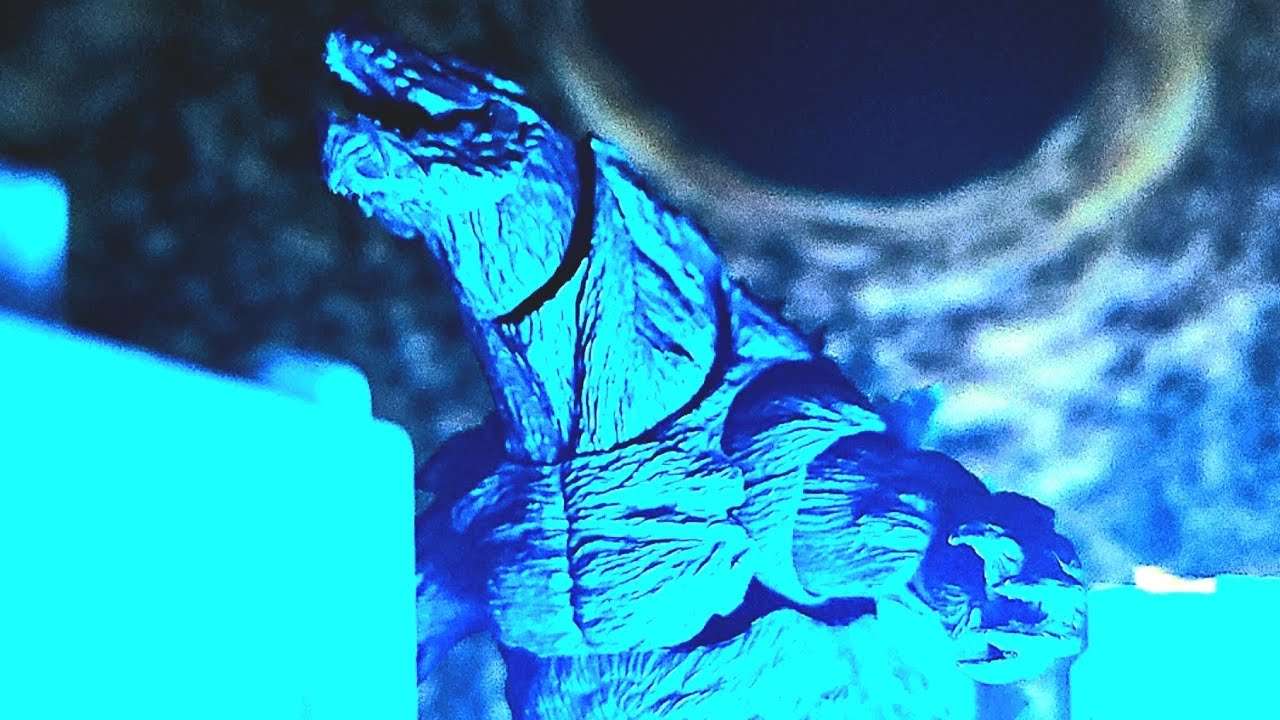 godzilla earth roar/ growl/ night time test animation - YouTube