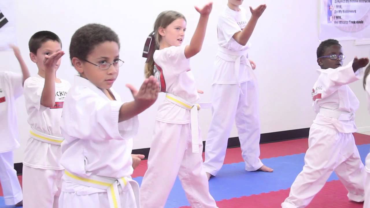 Master Jim'sTaekwondo - YouTube