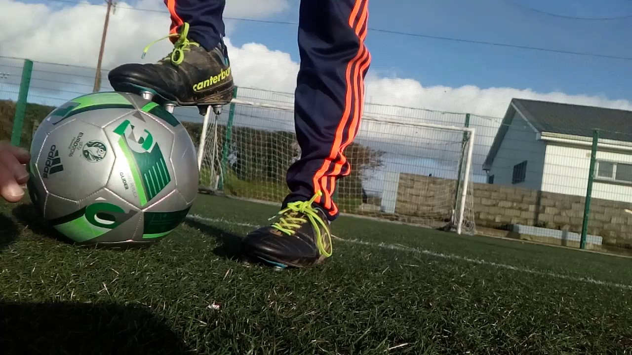 SOCCER CHALLENGES - YouTube