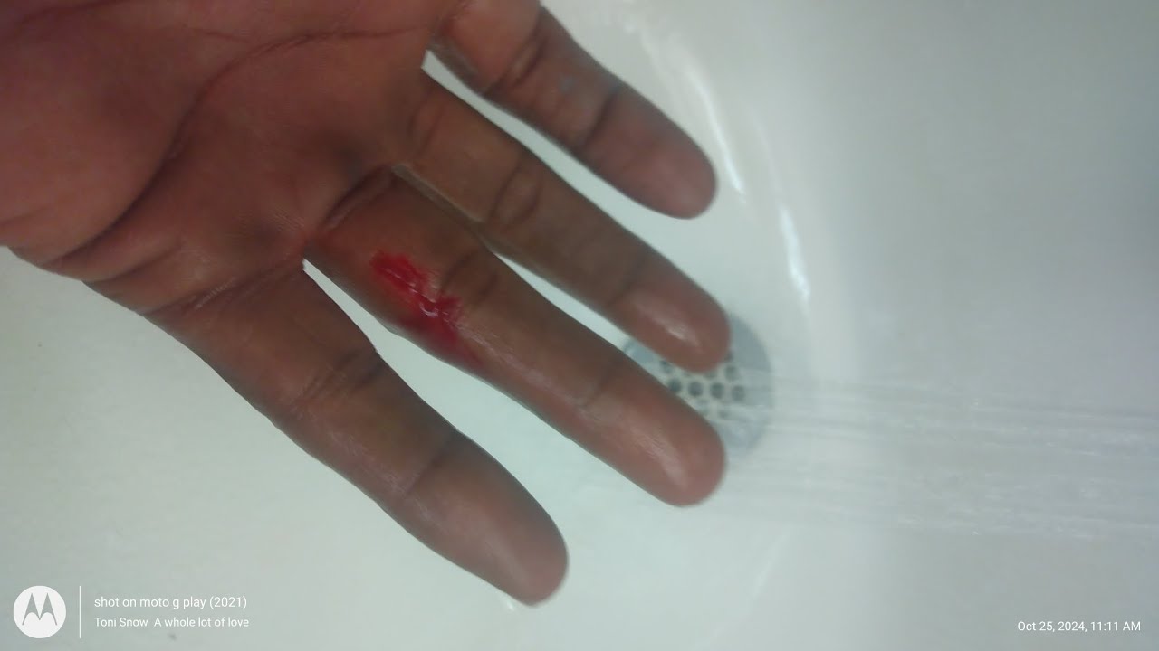 New Exclusive freestyle "Da(The) seat" Toni Snow bka The new world ...