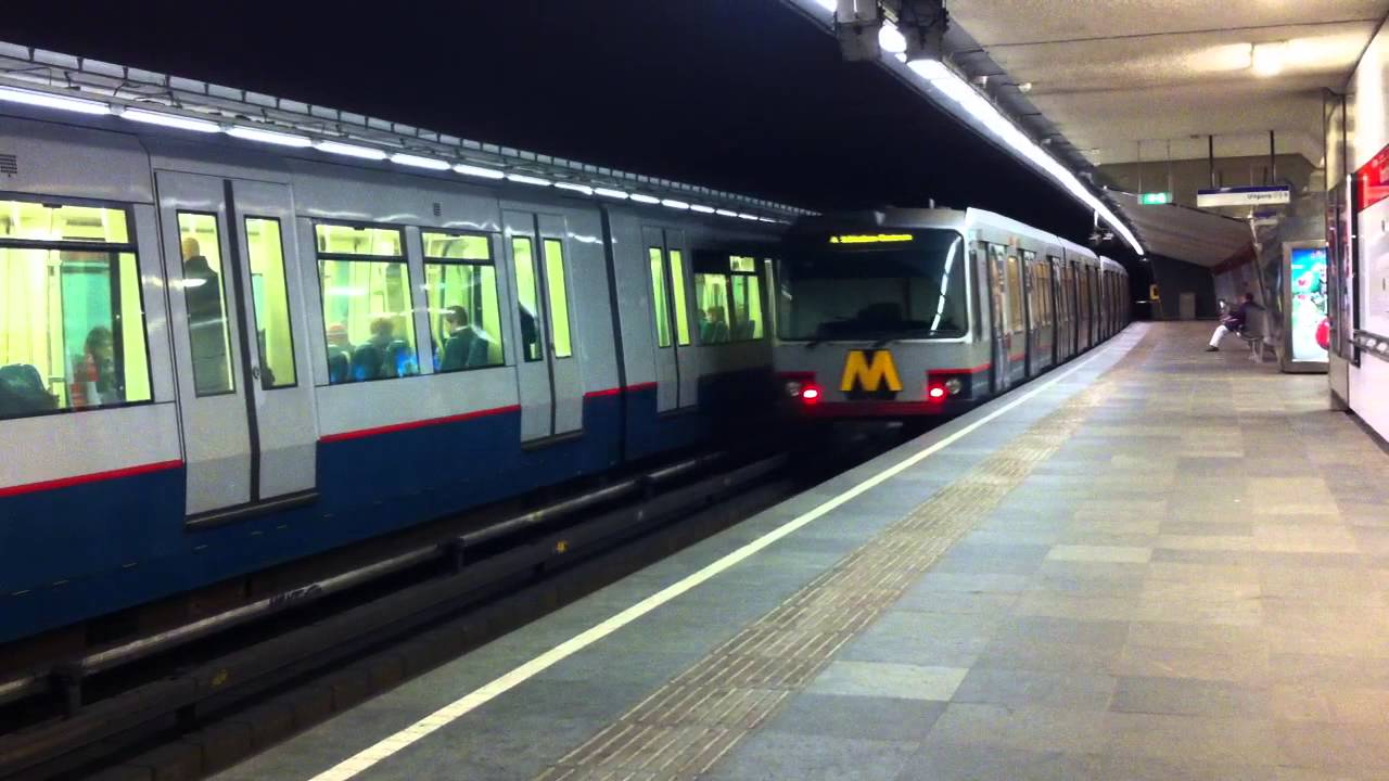 RET Metro Type T & Type B Vertrek Voorschoterlaan Rotterdam - YouTube