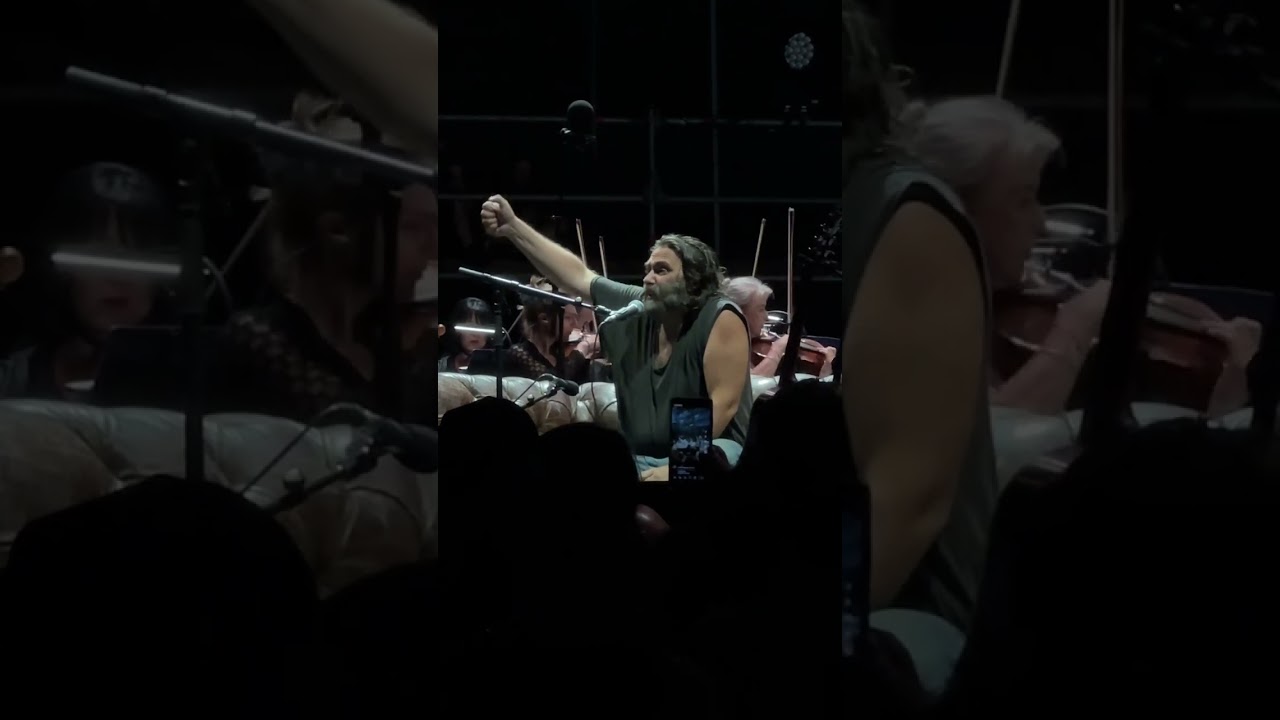 SAEZ - La Symphonie des siècles - Arènes de Nîmes 01/07/2023 Chords ...