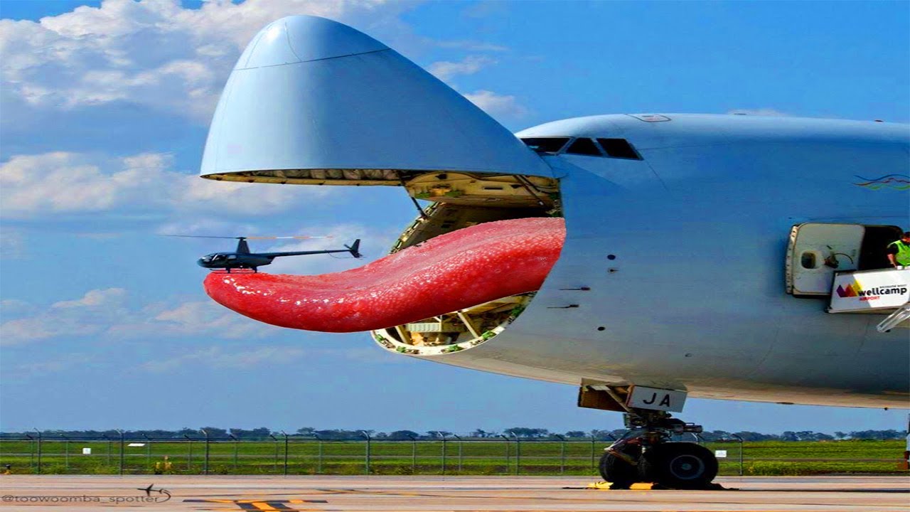 Funniest Plane PHOTOSHOP’S 🤣😂 - YouTube