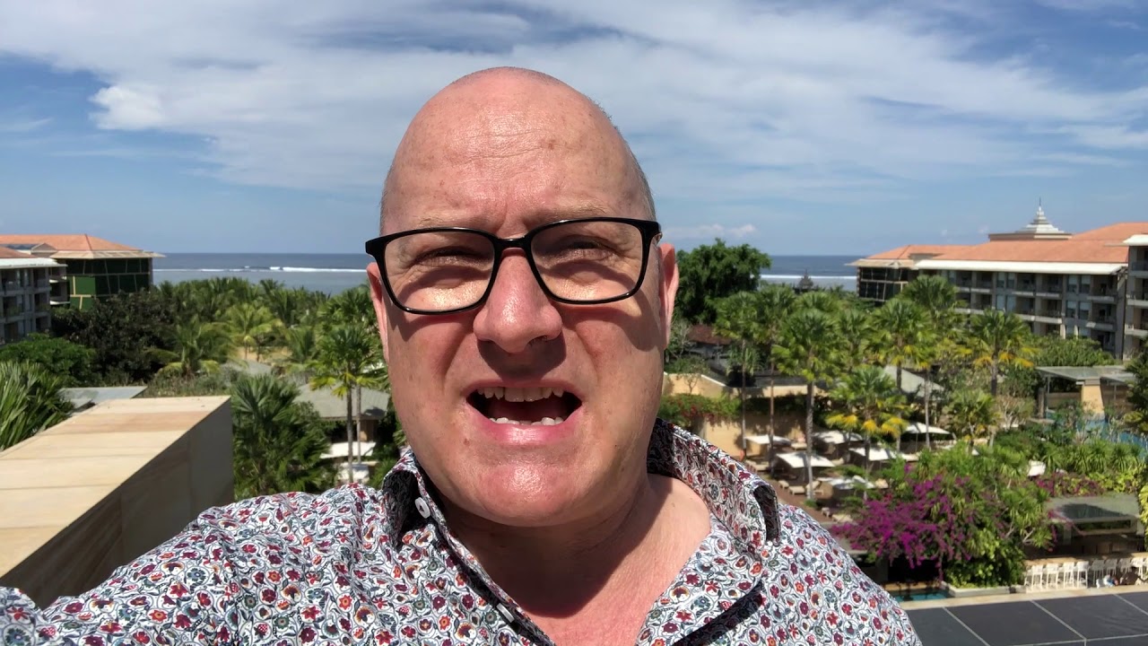 Jeremy Nicholas - Comedy tour 2019 - YouTube