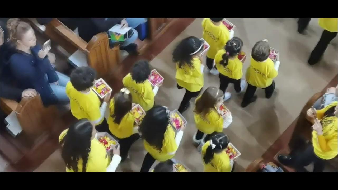 Maezinha do Ceu - coral infantil - YouTube