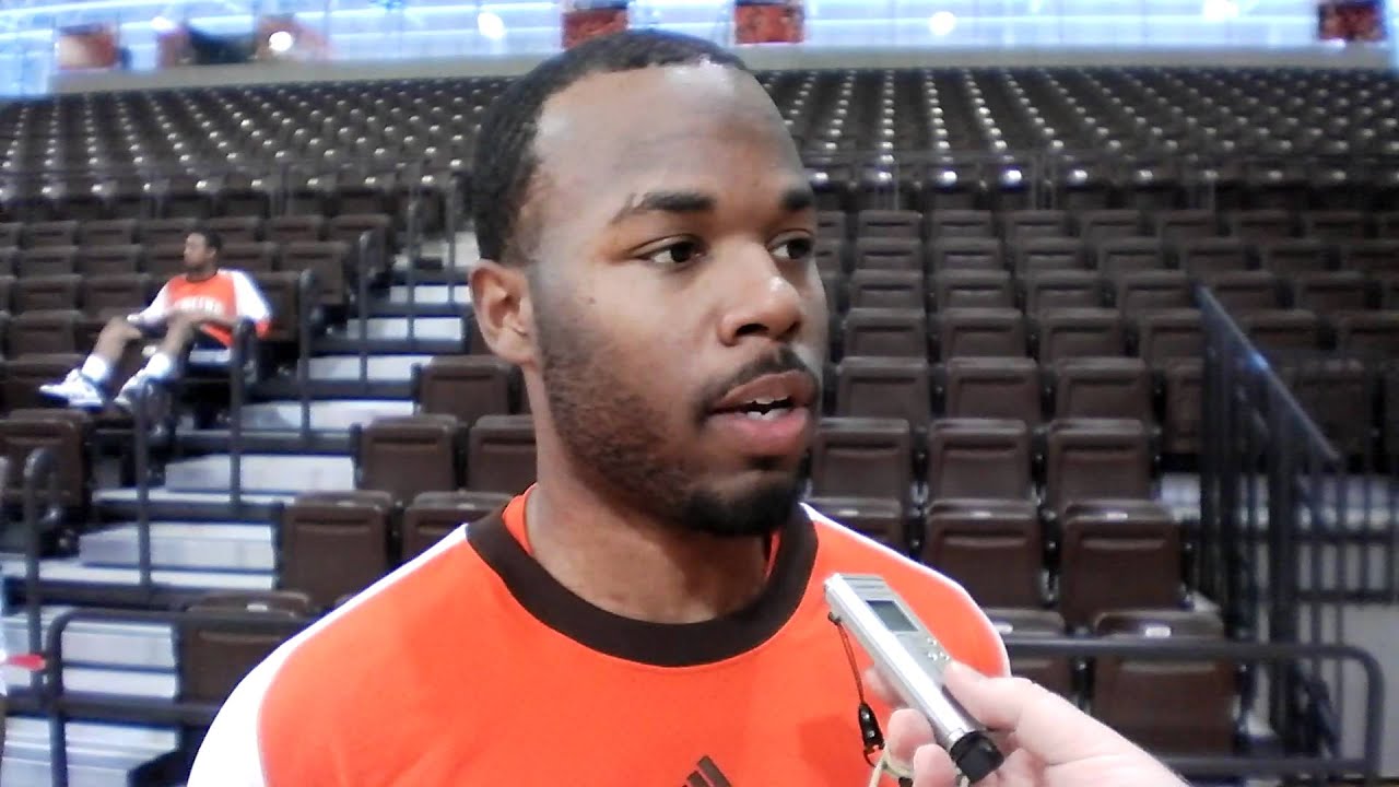 Dee Brown Interview, 10/25/11 - YouTube