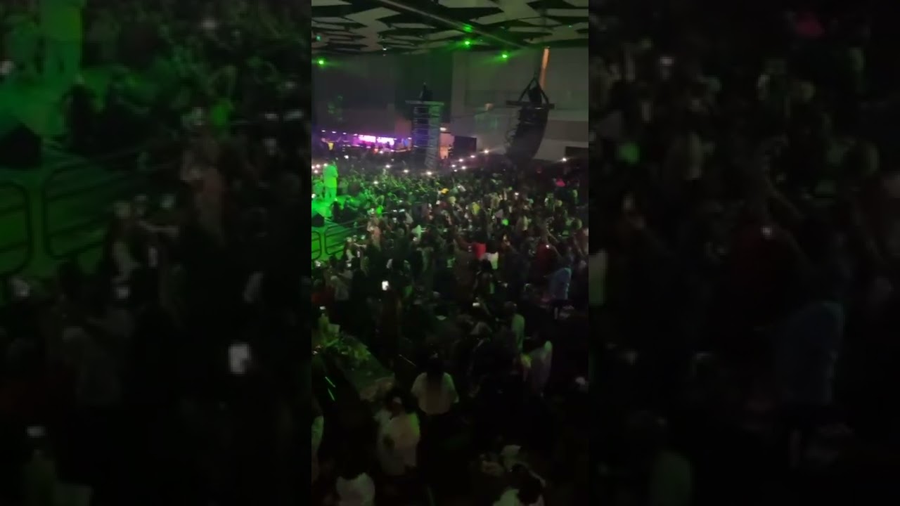 Kizz Daniel Concert {highlights2} - YouTube