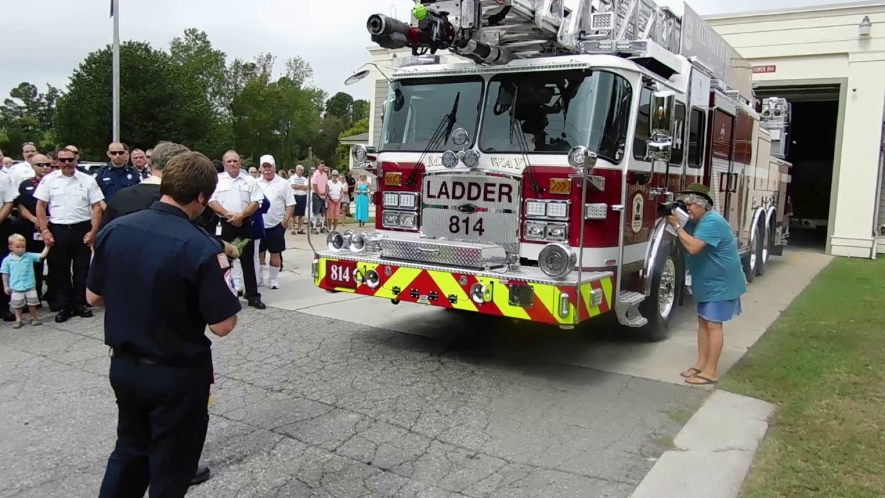 Midway Ladder Truck Dedication - YouTube