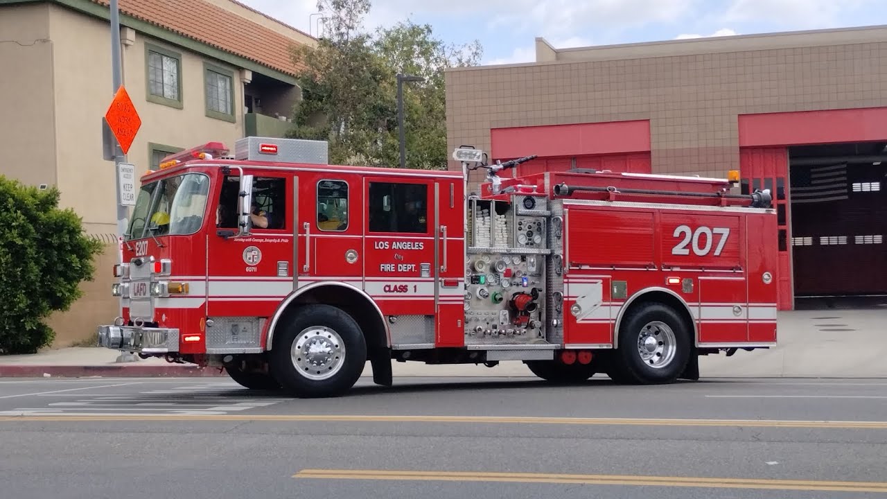 *New Addition* LAFD Engine 207 Responding - YouTube