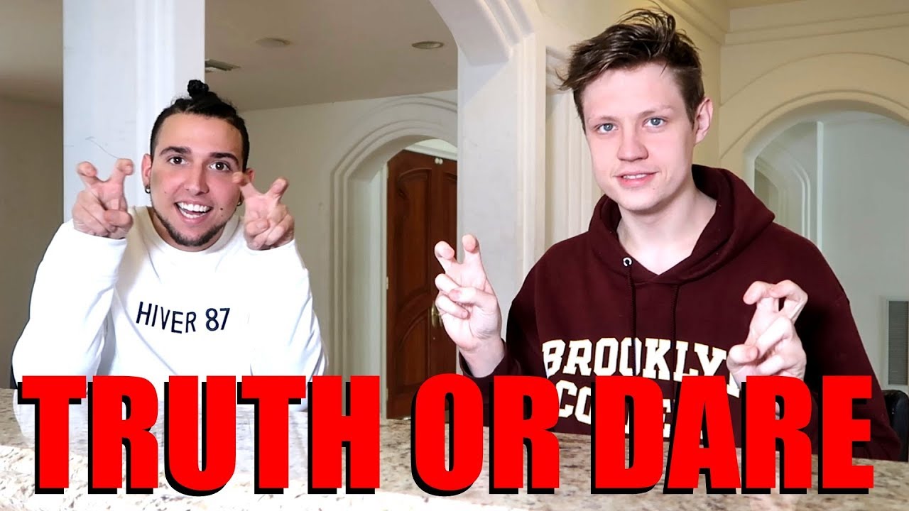 TRUTH OR DARE CHALLENGE WITH MY ROOMMATE!! - YouTube