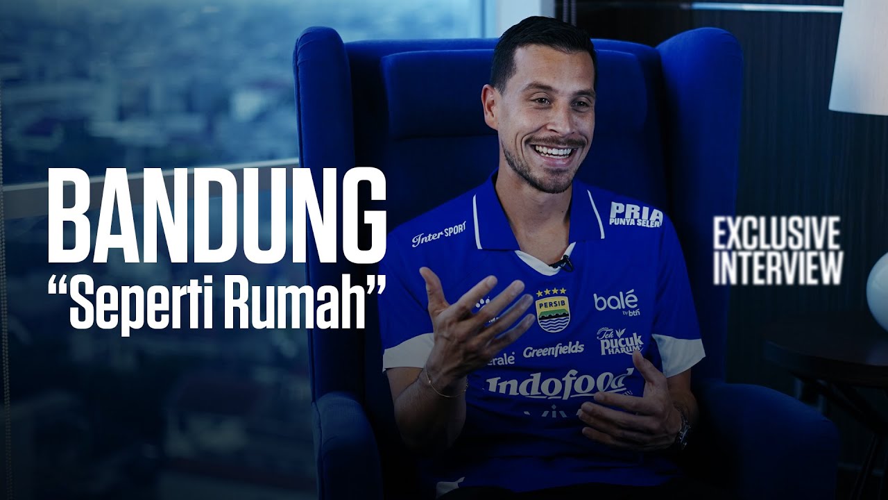 Thom Haye Ungkap Perasaannya Saat di Bandung | Exclusive Interview ...
