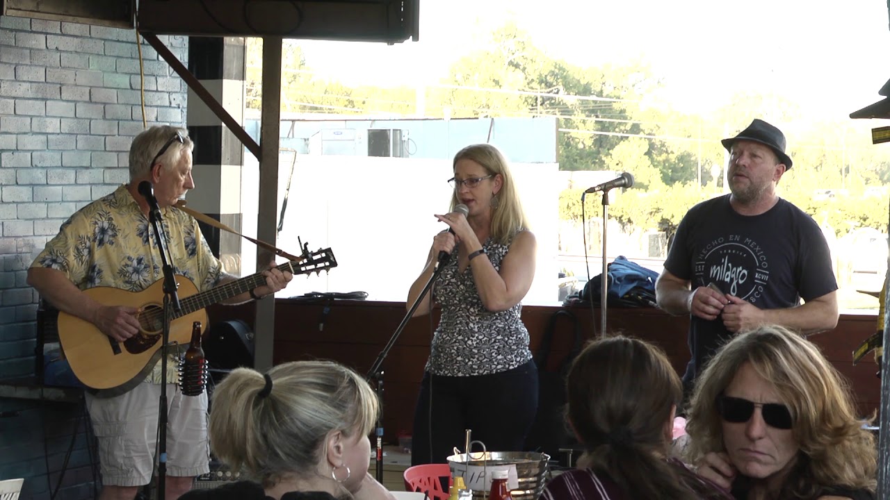 Louis Collins - YouTube