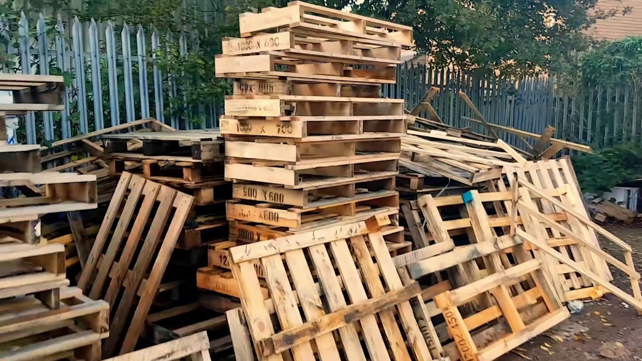 Pallet Workshop Build 2019 - YouTube