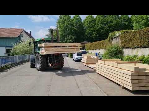Deutz Fahr 5080D Keyline beim Holz Rangieren - YouTube