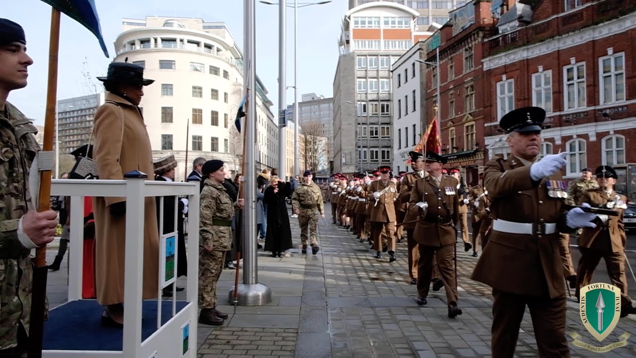 British Army's 39th Signal Regiment exercise Freedom of the City of ...