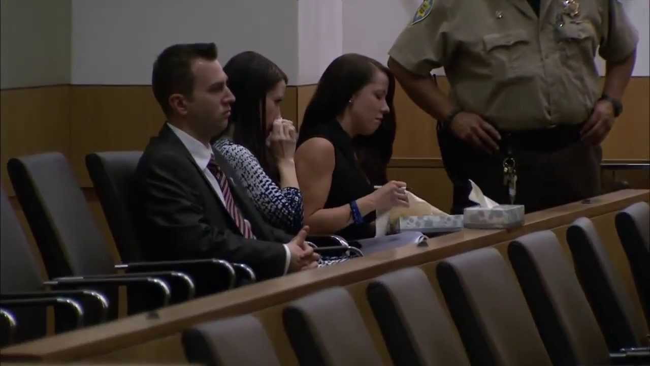 Travis Alexanders family forced to sit in jury box with Jodi. Jodi ...