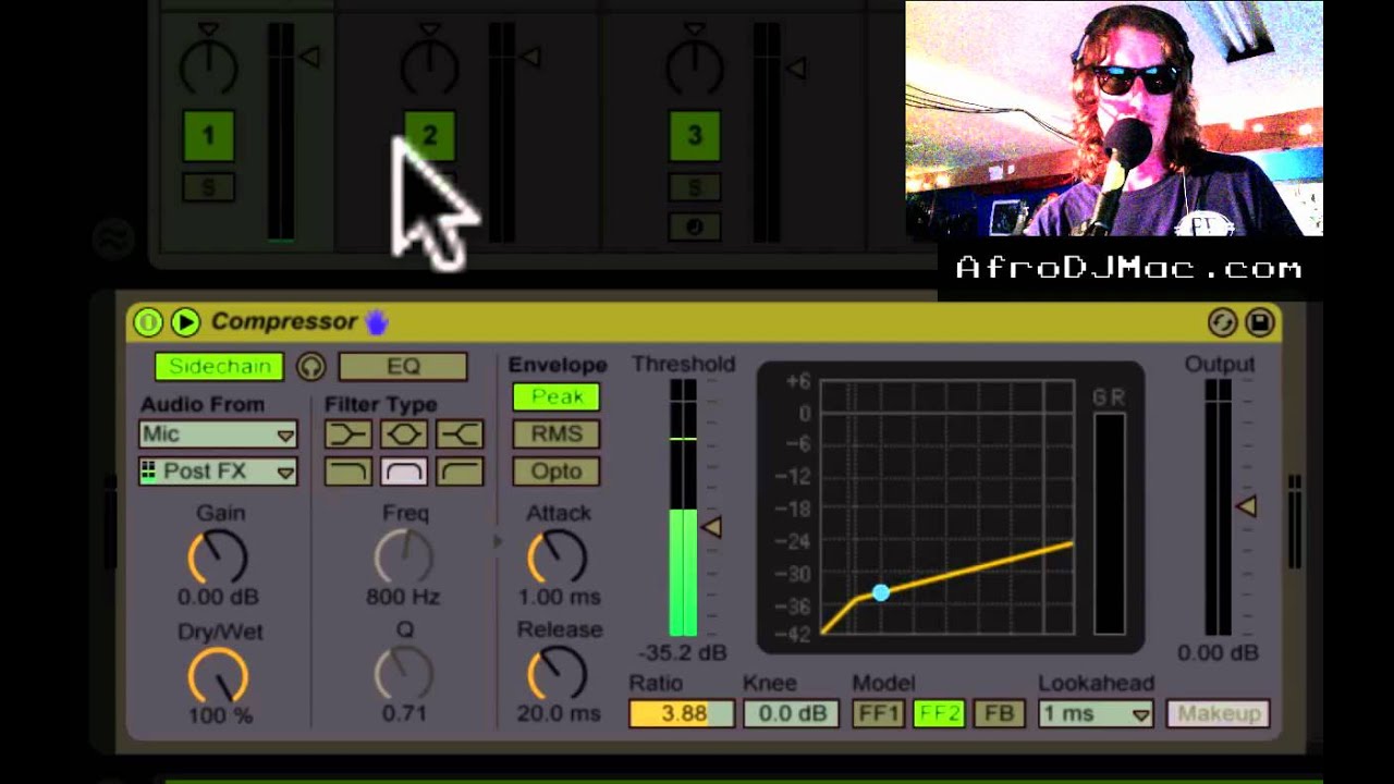 SideChain Compression - 2 Minute Ableton Tip #13 - YouTube