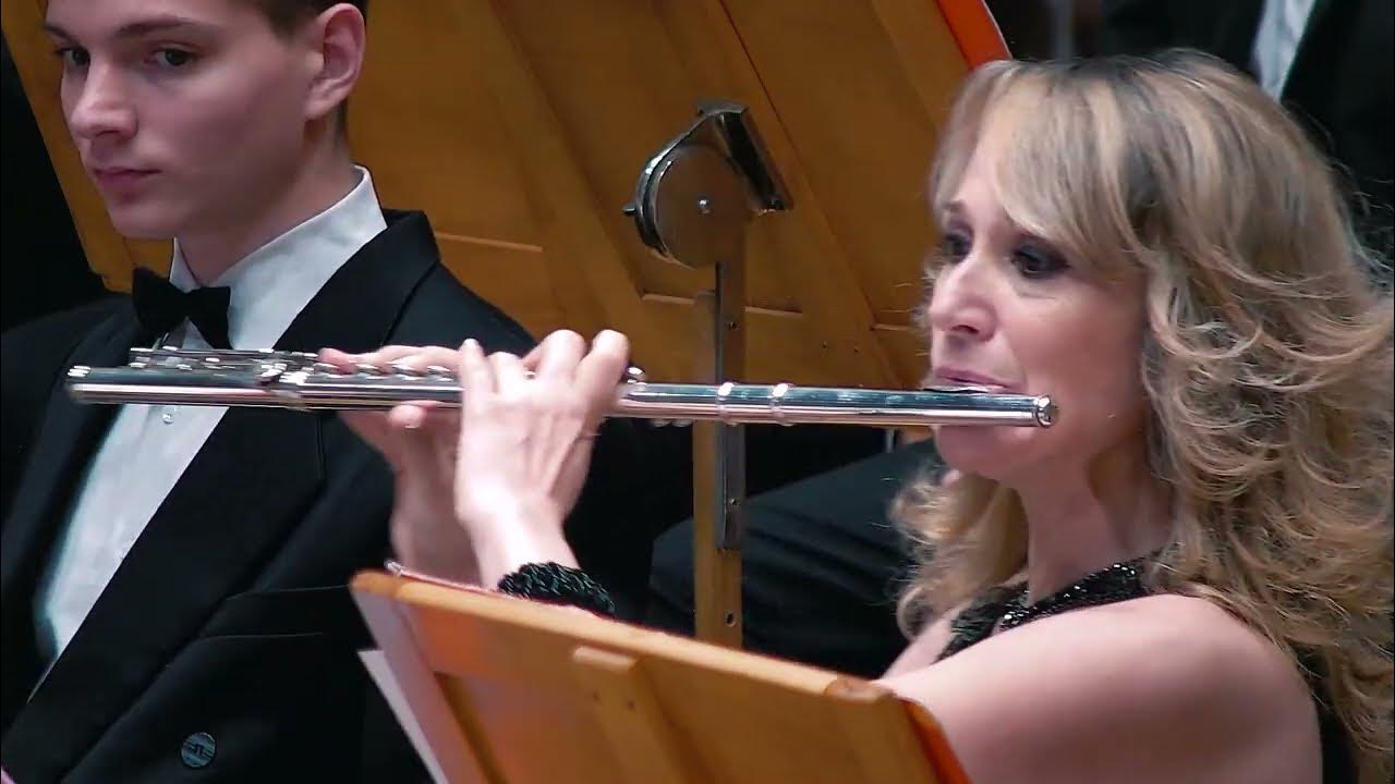 "Малка Музикална Кутийка в Ре" - Петя Тончева - YouTube