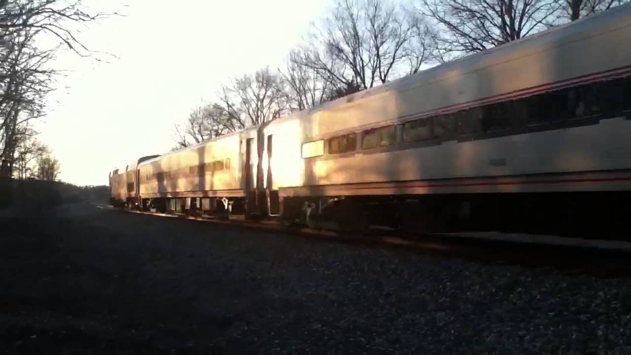 Amtrak train 355 - YouTube