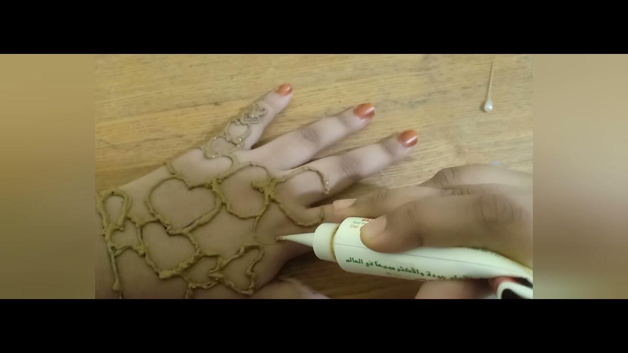 how to put a simple mehandi desig by Nejiya - YouTube