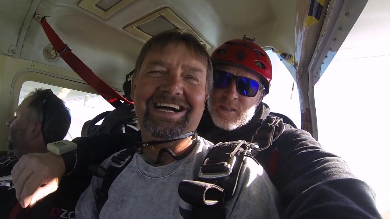 Daniel Posner's Tandem skydive! - YouTube