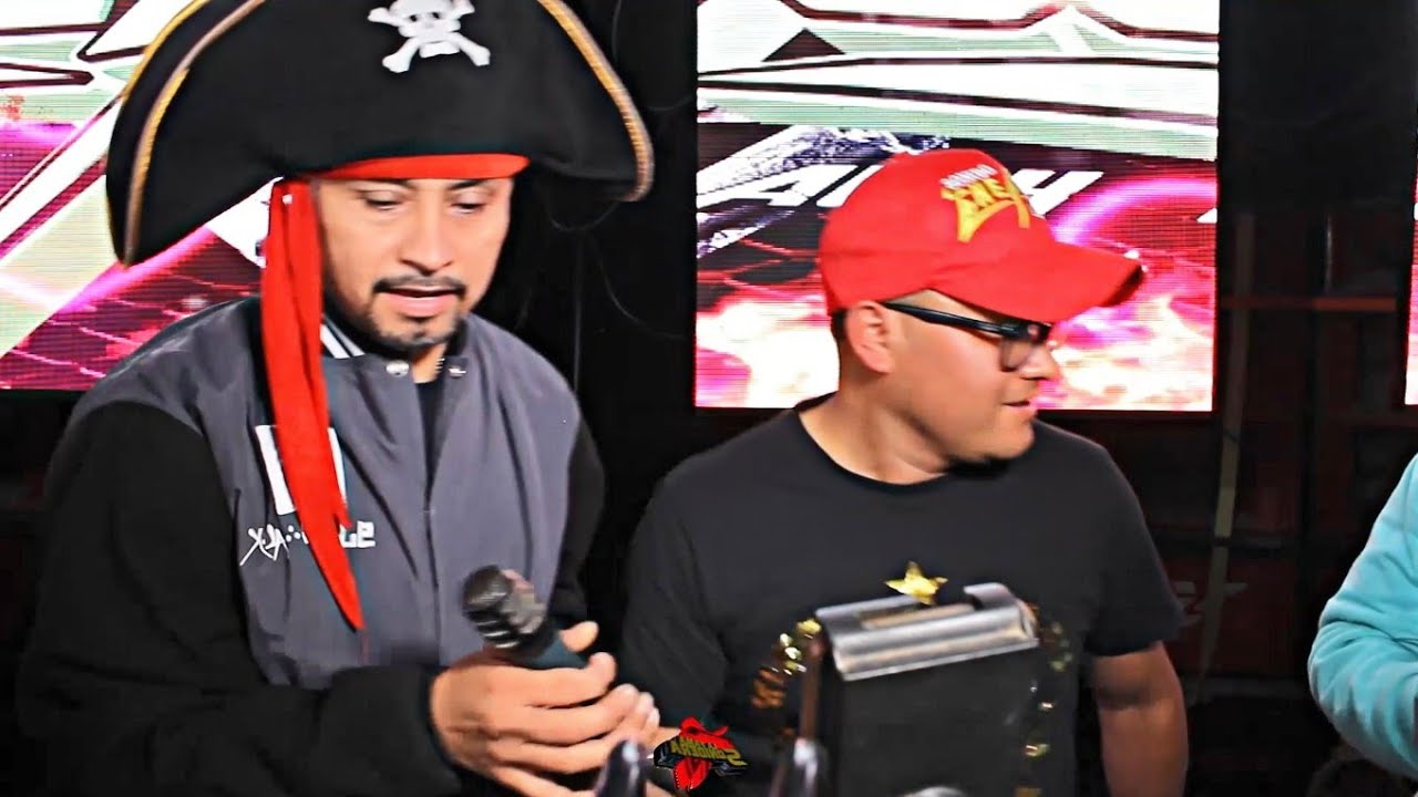 LE QUITA EL MICROFONO PIRATA A SONIDO CHELSSY - YouTube
