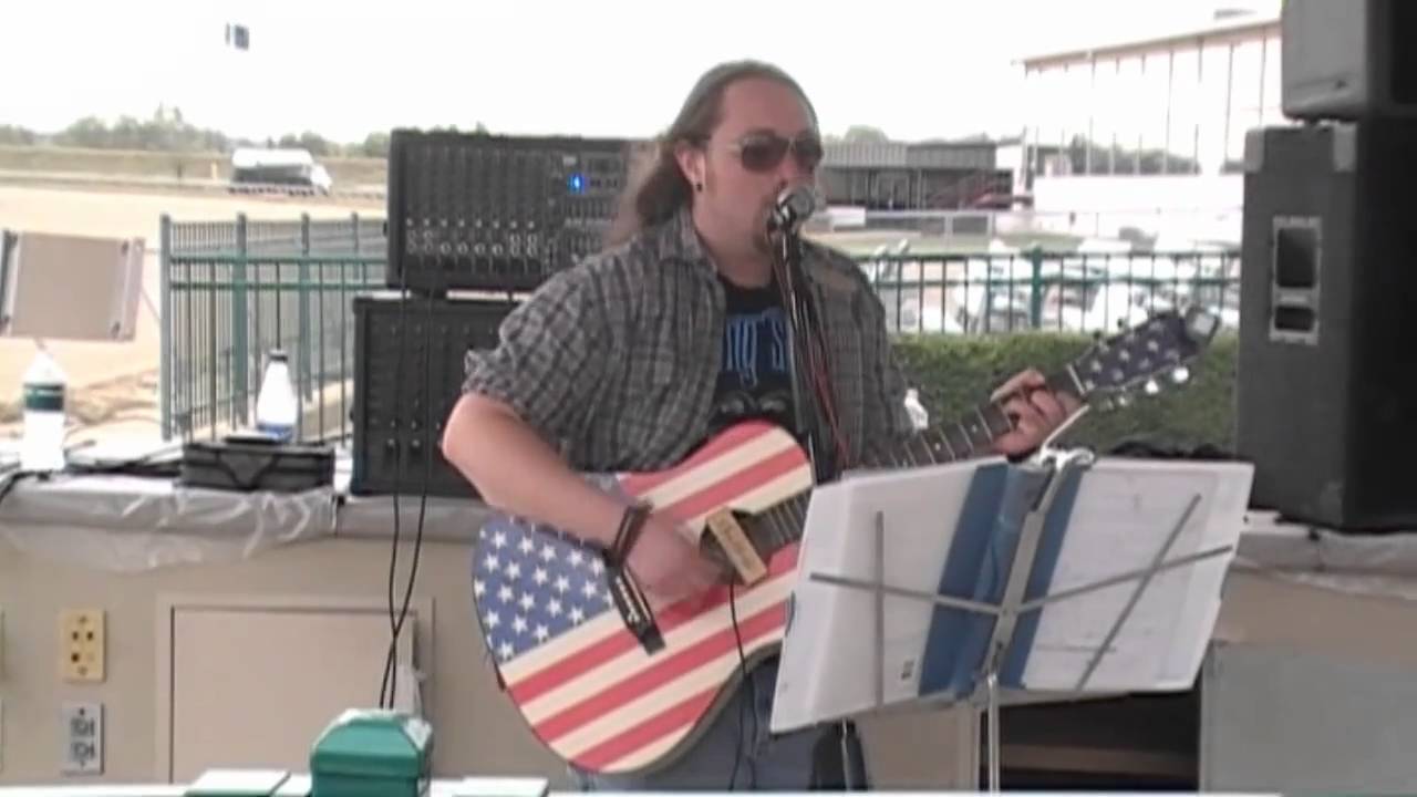 Joe Dillon - 2010 Aids Walk Performance (1/2) - YouTube