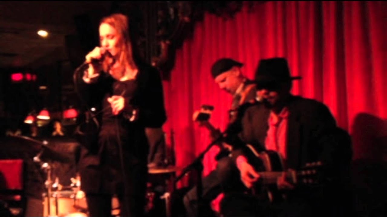 Garota de Ipanema - (Saskia Meric, Moises Borges, Kenny Davis ...