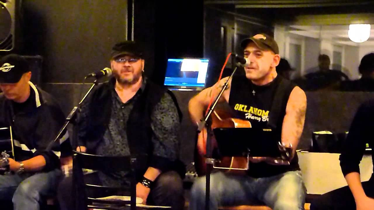 VHP & Brix Brothers - sweet home Chikago - YouTube