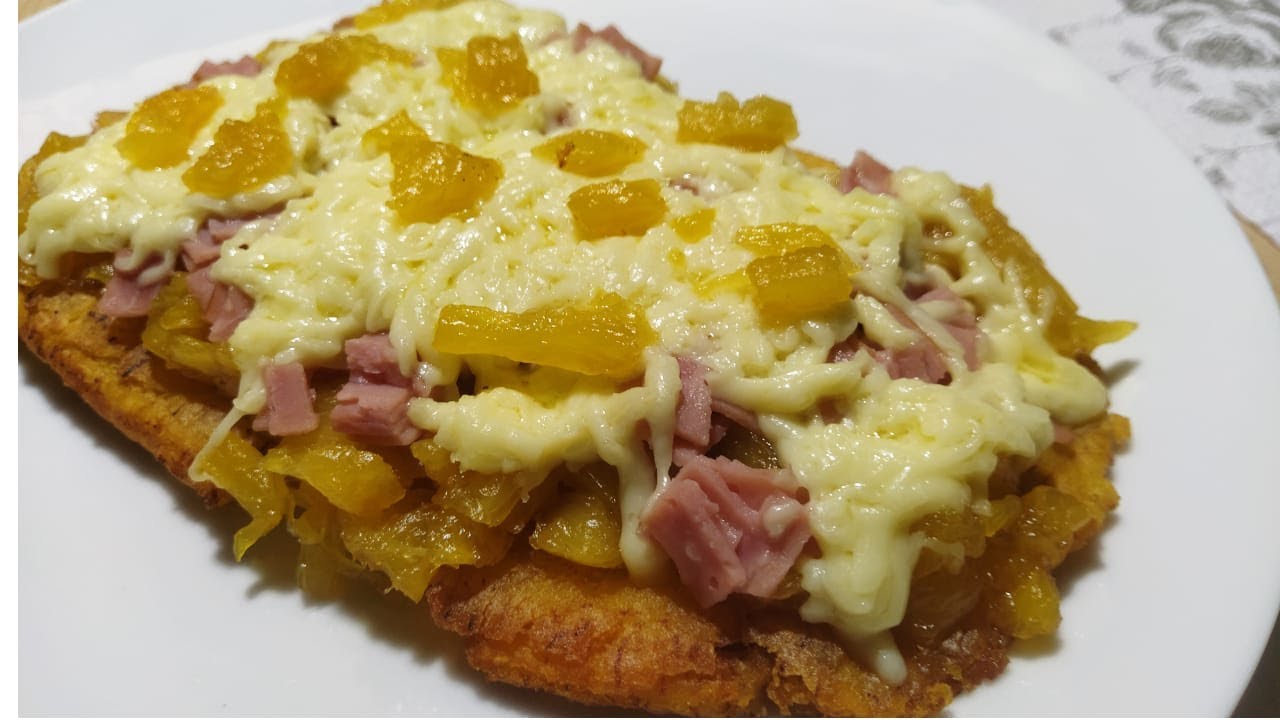 Patacón o Tostón relleno - Patacón Pizza Hawaiana - YouTube