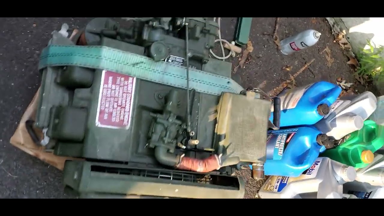 Military gas engine: 4A032 4-cylinder - YouTube
