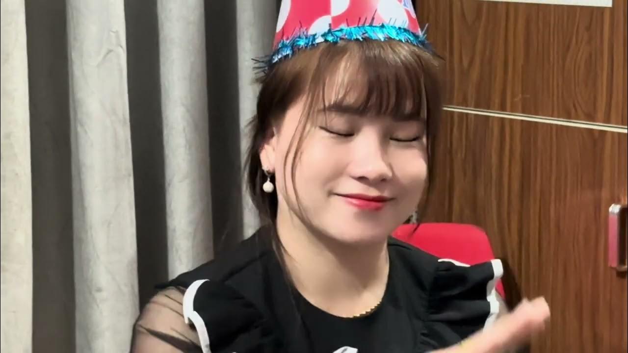 Hnub No kuv mus saib kuv ob tug me nguam lawm os - YouTube