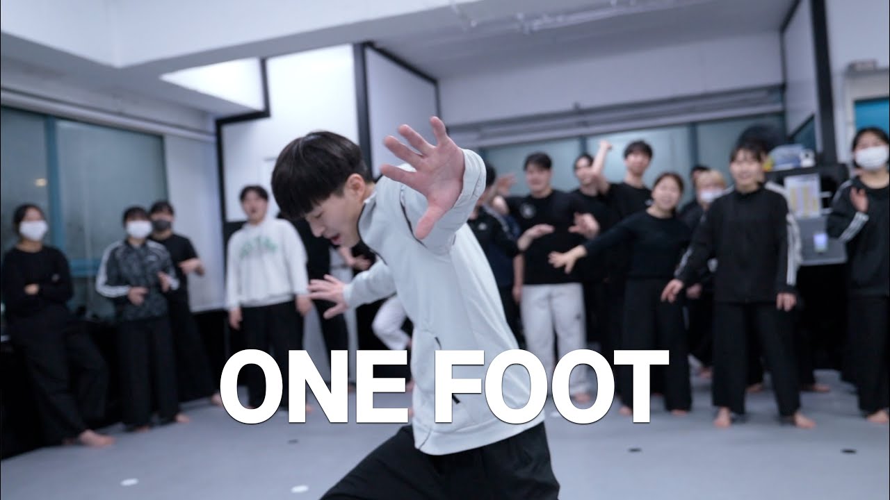 WALK THE MOON - One Foot 태권무 Challenge | Taekwondo Dance | - YouTube