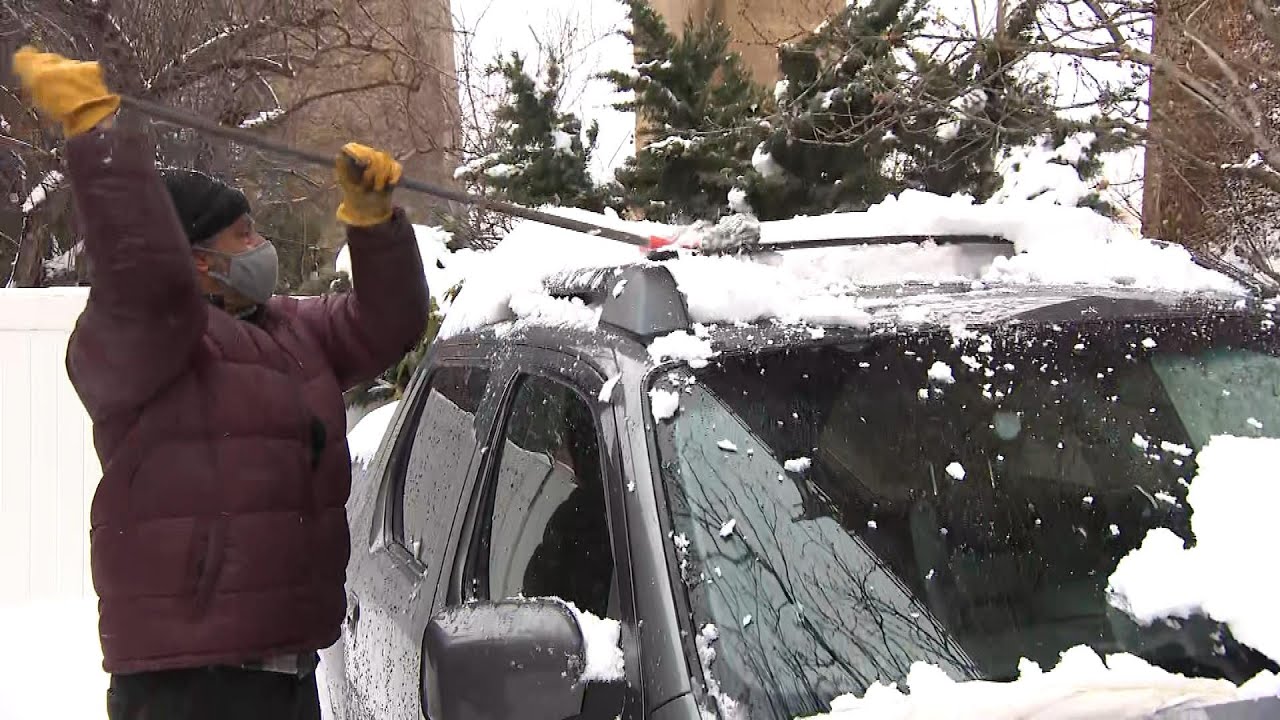 How to Dig Your Car Out of Snow Safely and Efficiently - YouTube