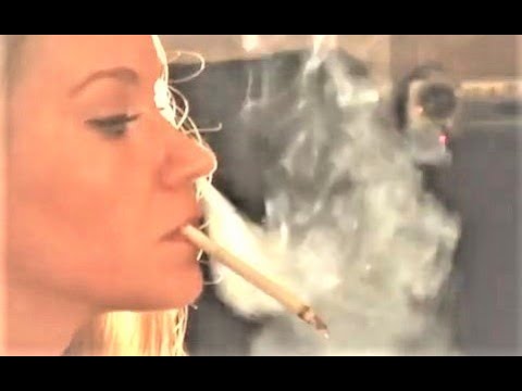 Intense Heavy Smoker Multiple Drags on a long white 120s - YouTube
