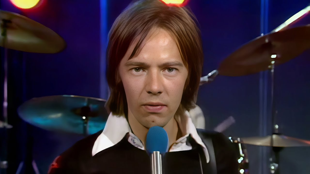 𝐏𝐢𝐥𝐨𝐭 - 𝐌𝐚𝐠𝐢𝐜 - 𝟒𝐊 𝐑𝐞𝐦𝐚𝐬𝐭𝐞𝐫𝐞𝐝 - 𝐎𝐟𝐟𝐢𝐜𝐢𝐚𝐥 𝐕𝐢𝐝𝐞𝐨 𝟏𝟗𝟕𝟒 - YouTube